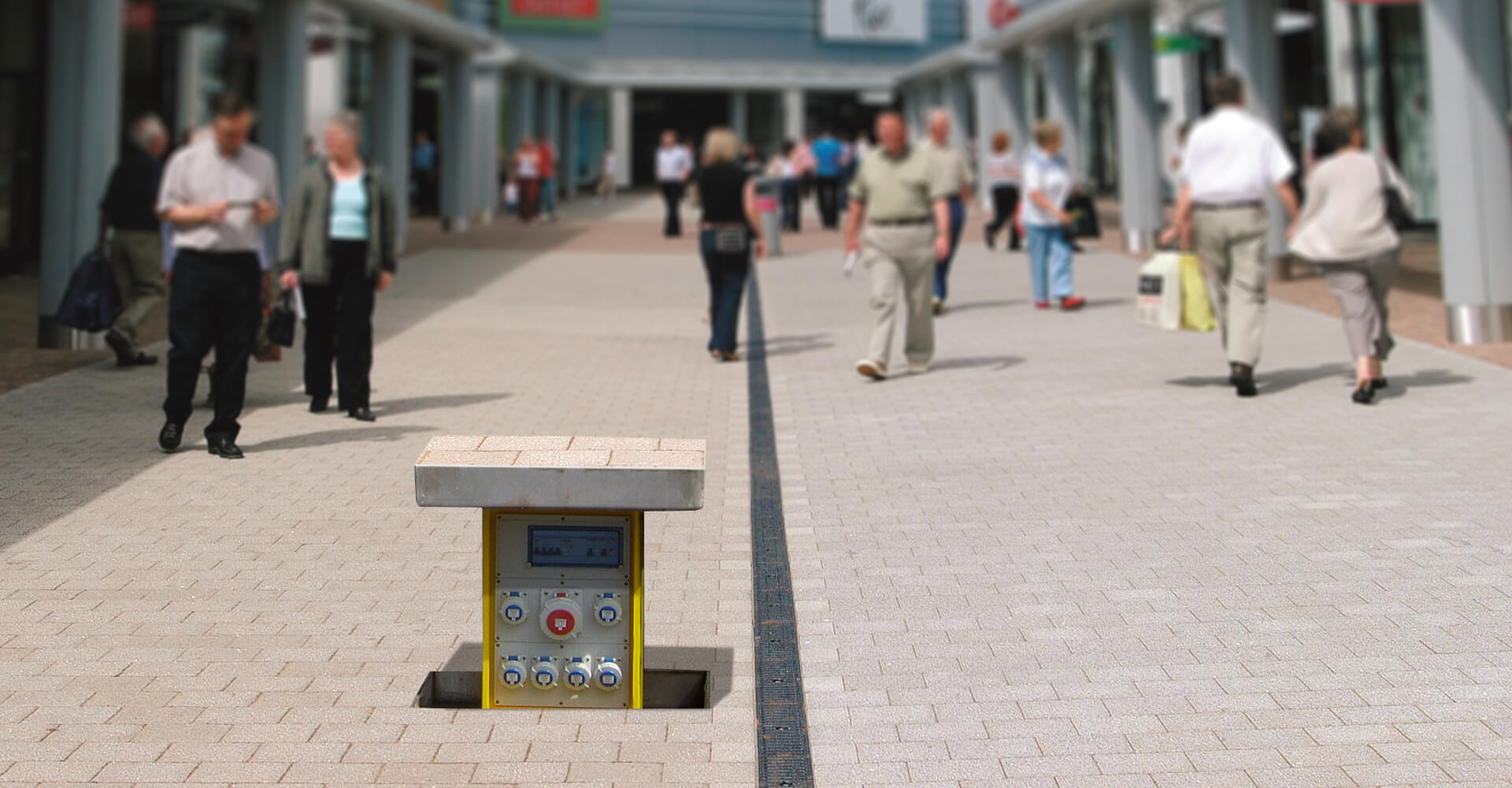 Retractable power units for outdoor events